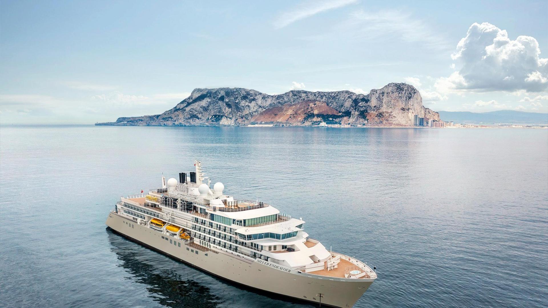 La "Endeavour" passa da Crystal a Silversea - The MediTelegraph