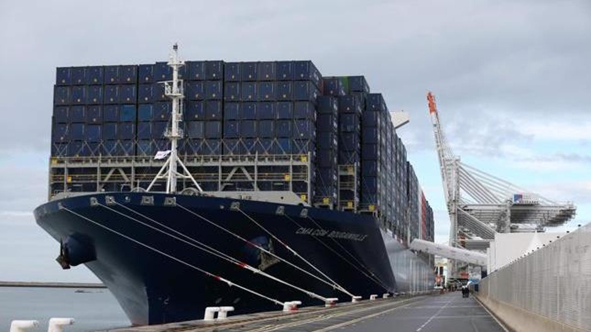 Containerships introduces new LNG vessel - The MediTelegraph