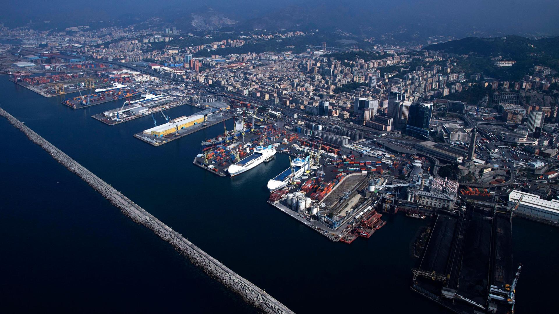 Porto di Genova e Savona, nei primi 4 mesi del 2023 traffico in calo ...